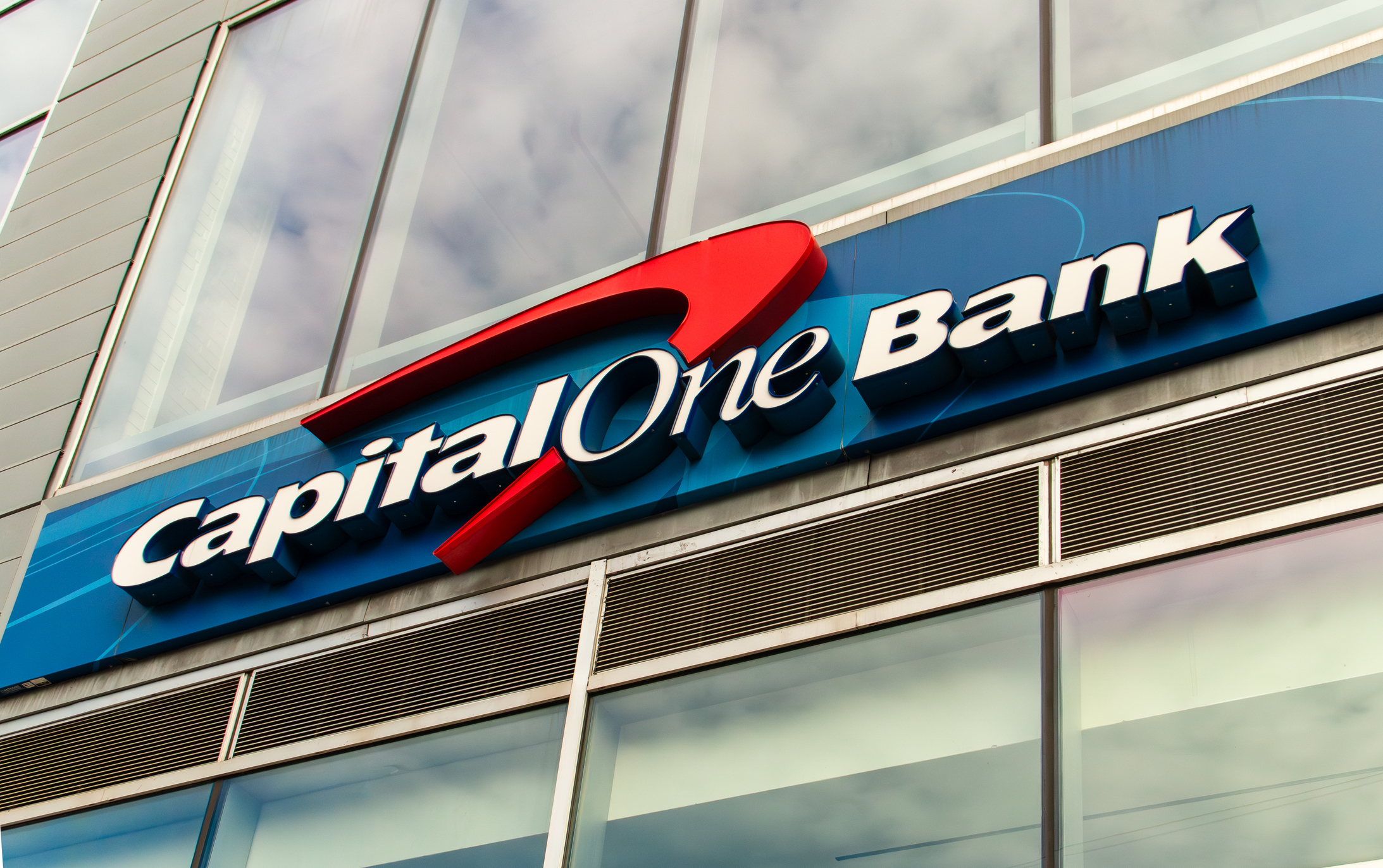 Capital One SavorOne Student Cash Rewards Credit Card Review